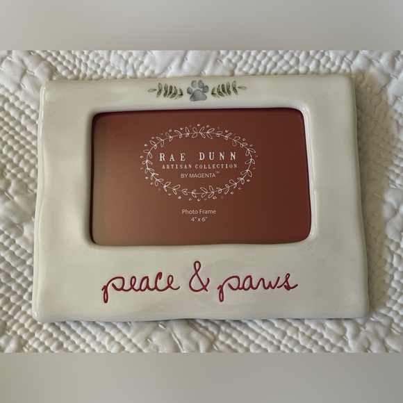 Rae Dunn | Accents | Rae Dunn Peace Paws Pet Christmas Photo Frame ...